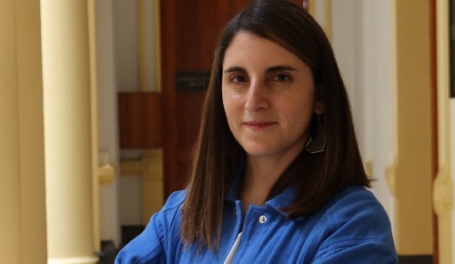 Revista Forbes destaca a la académica Carla Hermann en su listado de 30 ...