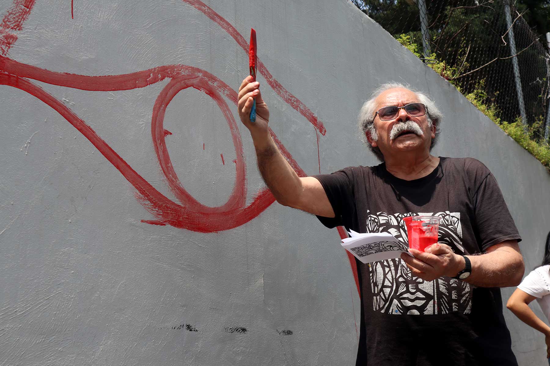 Alejandro “Mono” González es galardonado con el Premio Nacional de ...