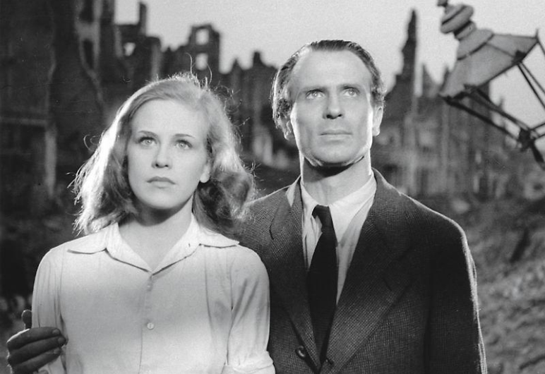 Pensar y conversar el cine: Cineclub Sala Sazié regresó a la presencialidad - Universidad de Chile